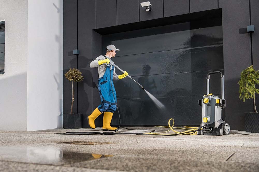 Garage Grime Buildup? Here’s the Ideal Pressure Washing Schedule